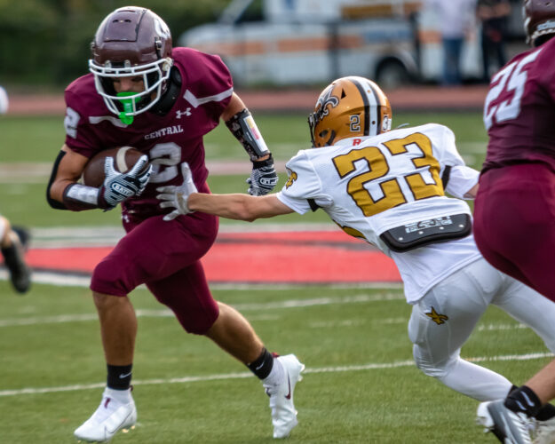 Wheeling Central Runs to Victory | News, Sports, Jobs - The Intelligencer